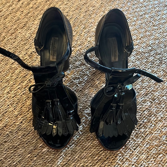 Pour La Victoire | Shoes | Pour La Victoire Spectator Platform Heels ...